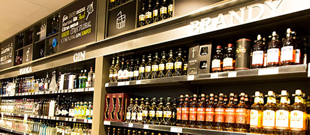 Shops – Durban North Shopping Centre – Hyper by the Sea